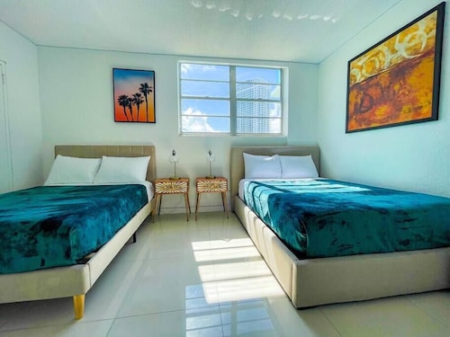 On The Beach -All The Amenities! Work In Paradise! - Hollywood, FL