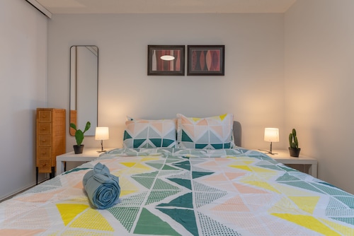 A/c 3 Bed Bungalow For 6 Guests - Calgary