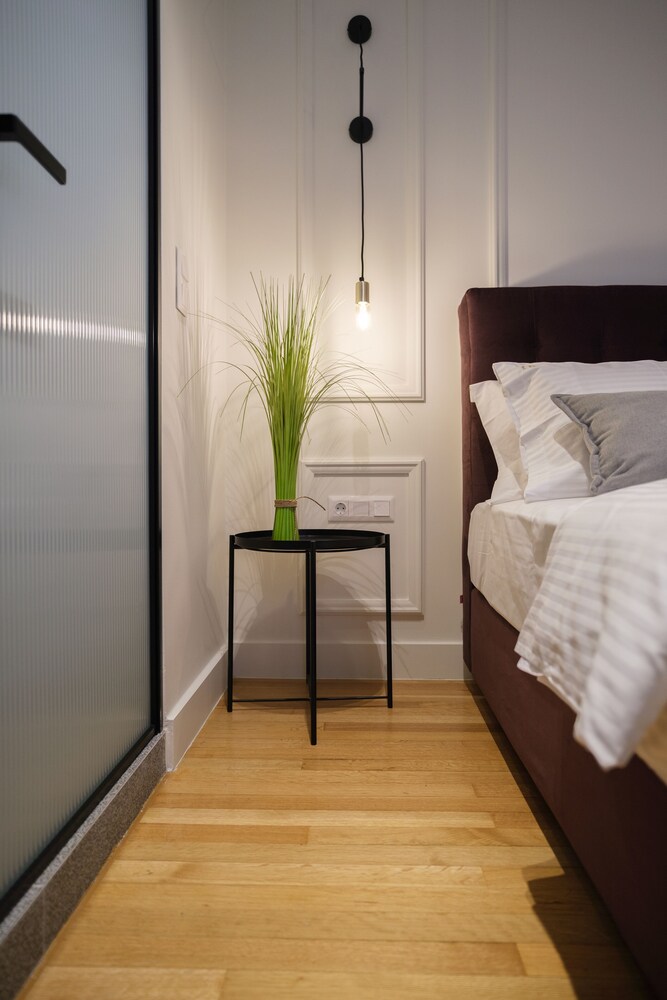 Purple Suite - K23 Color Suites - Athens | Vrbo