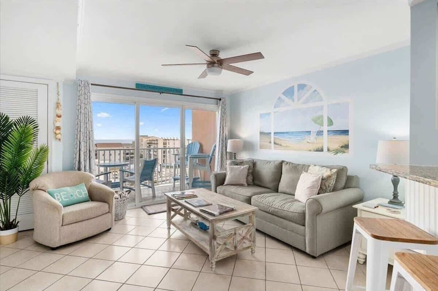 Newly Renovated Makai Condo! - Ocean City, MD