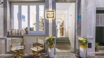 Entrada do alojamento