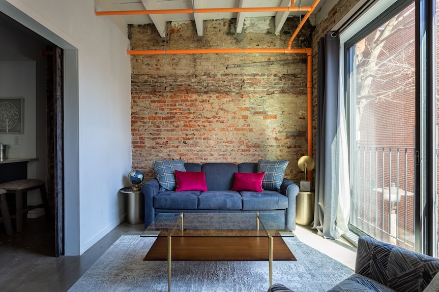 Boutique Bi-level Penthouse Loft - Washington Sq West - National Park, NJ