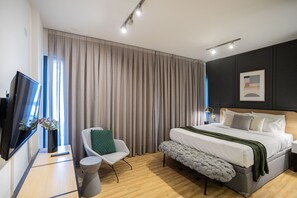 Wi-Fi de cortesia, roupa de cama