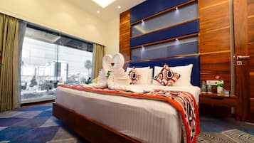 Suíte executiva, 1 cama King, para não fumantes, vista para a cidade | Roupas de cama de algodão egípcio, roupas de cama premium