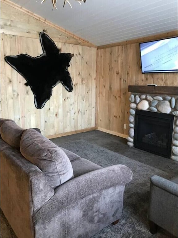 Full Kitchen, Gas Fireplace, 3 Bedroom, 2 Bath, Wifi - Idaho (State)