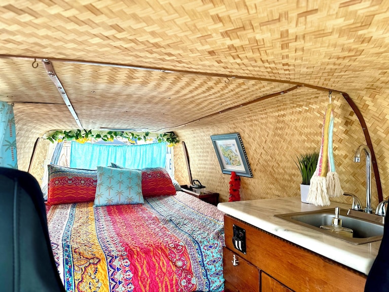 World Famous Shaka Camper - Maui, HI