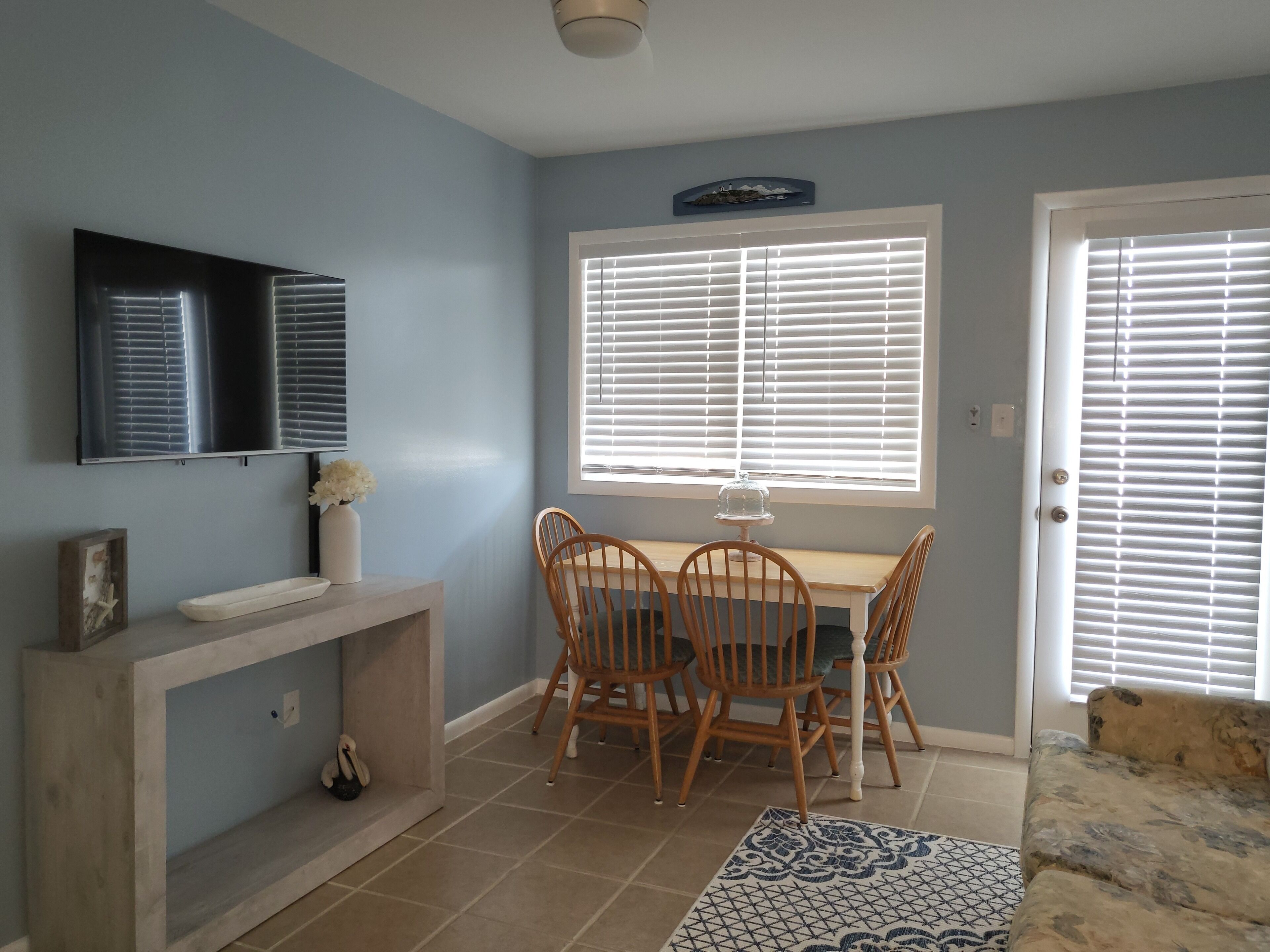 North Wildwood - 1 Br - 1 Block To Beach - Heated Pool - New Jersey