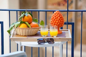 Apartamento, 3 quartos, acessível, varanda | Restaurantes