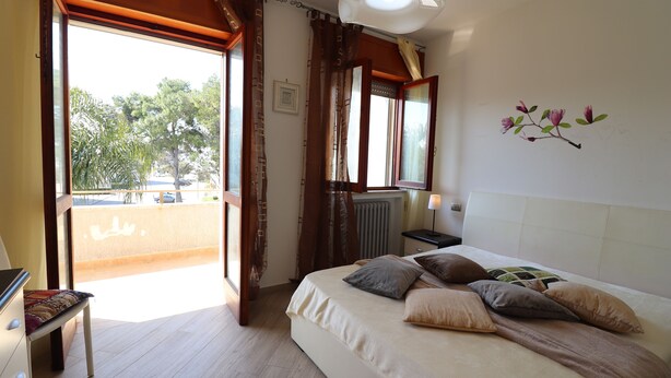 Casa, 2 quartos, sacada, vista para o jardim | 3 quartos