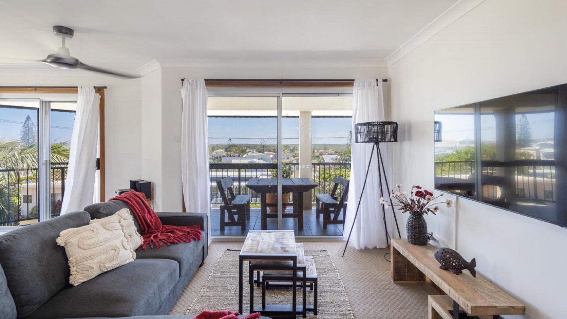 Romiaka Unit 11 - Lifestyle Yamba - Yamba