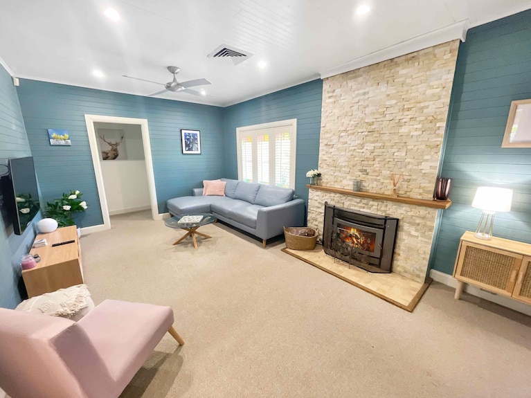 Alfie's Place - A Period Classic In Central Location - Hunter Valley