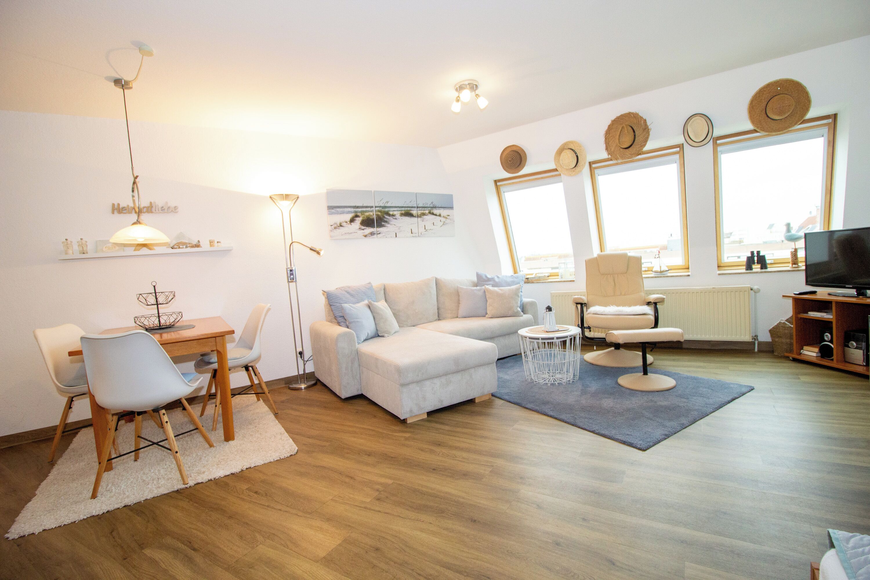 Trafalgar App. 526-44m² Ferienwohnung In Döse, Strandnah, Schwimmbad Und Sauna - Duhnen