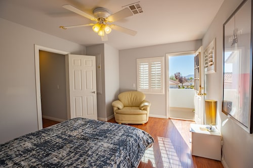 Luxury Vacation 4000 Sq Ft House Huge Pool / Spa Minutes To The Strip Vegas View - Las Vegas