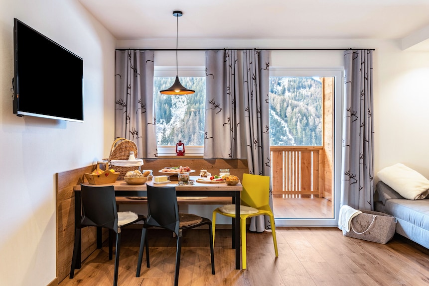 Appartamento "Balbeinhof Apt Hirsch" Con Vista Sulle Montagne, Balcone E Wi-fi - Bressanone