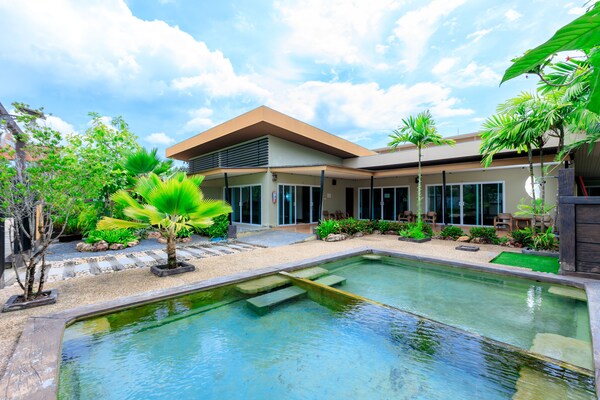 Saline Hot Spring Resort - Ko Lanta