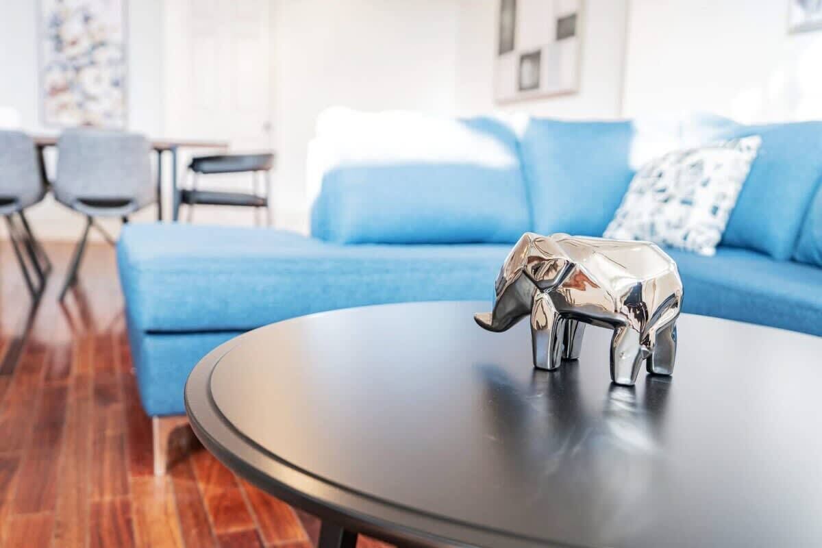 Le Plateau Stay With Terrace Near Cafés & Parks - Montreal