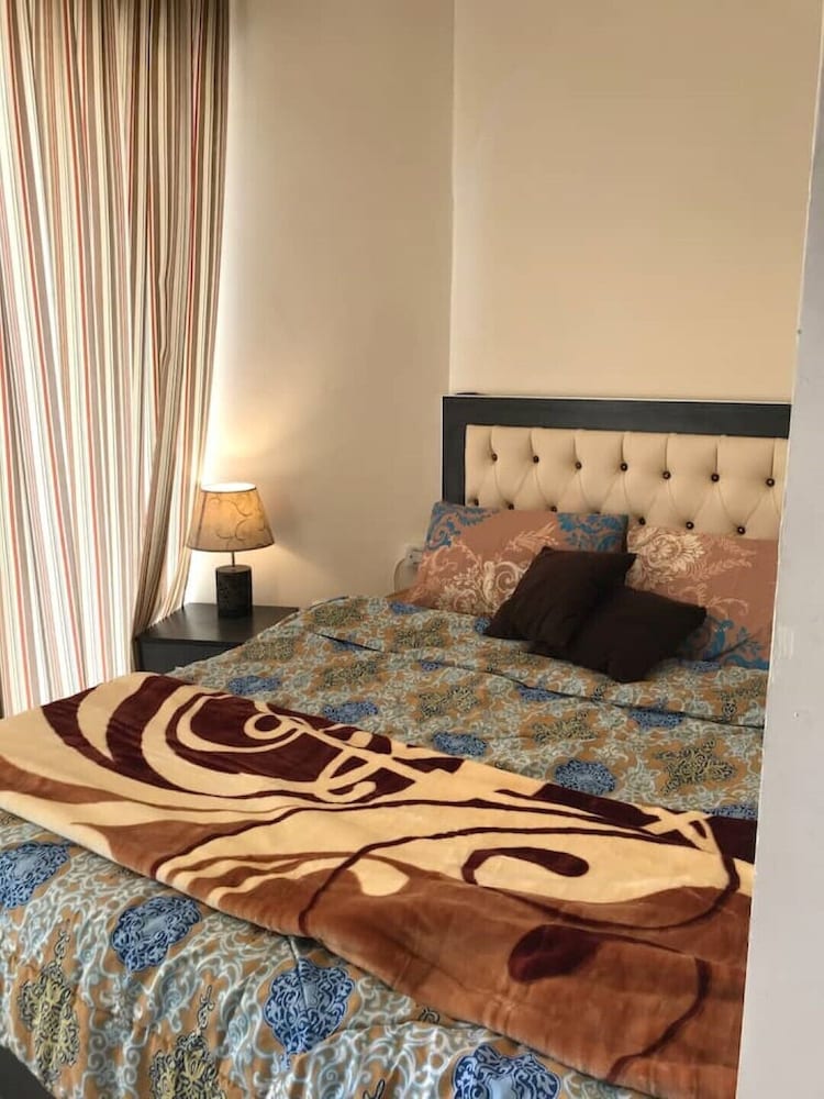 Convenient Studio 13 Mins To Downtown - Few Steps To Great Food, Cafes, Shops - Amman