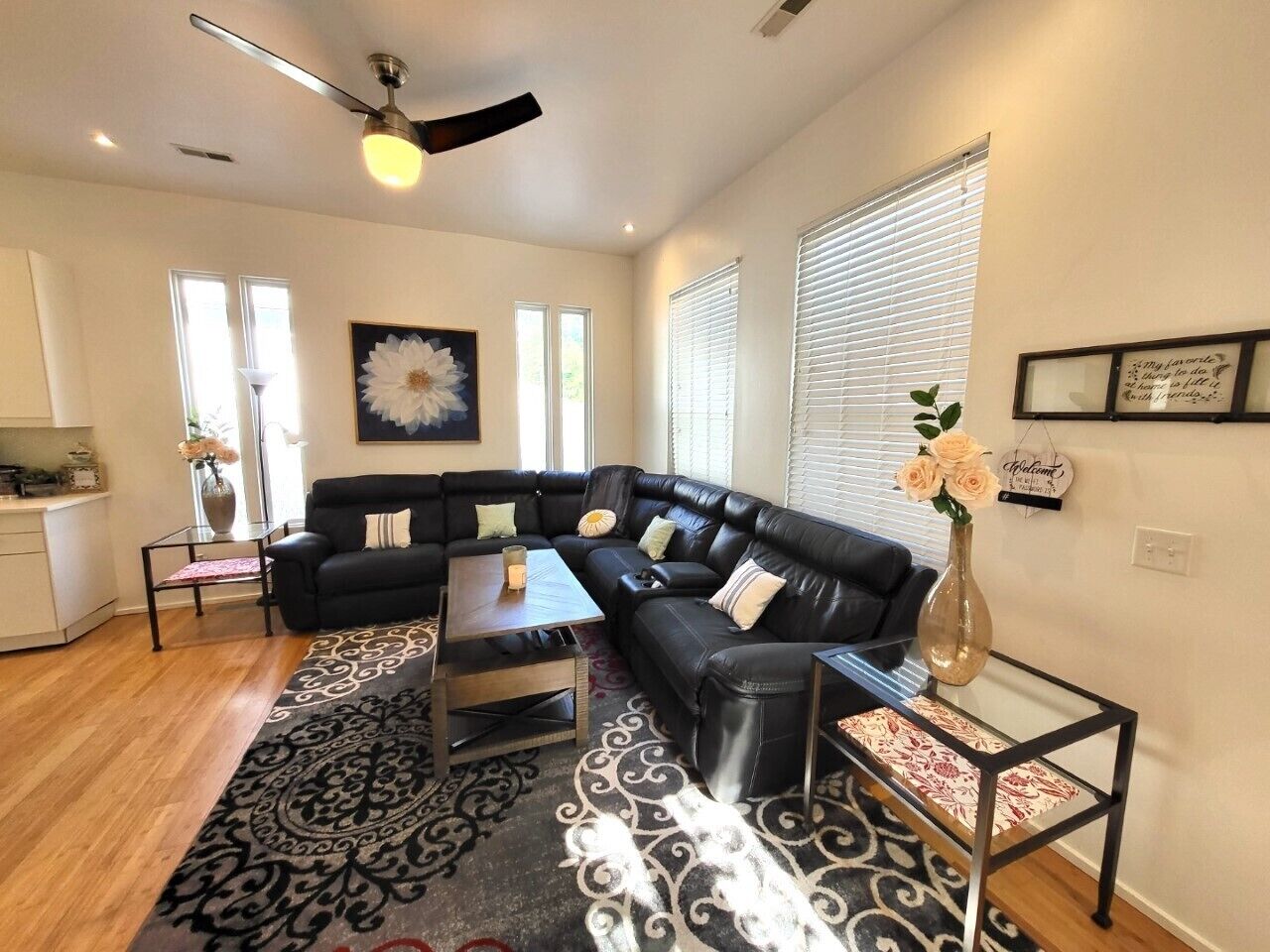 Gorgeous Midtown 3 Bedroom Home - Omaha, NE