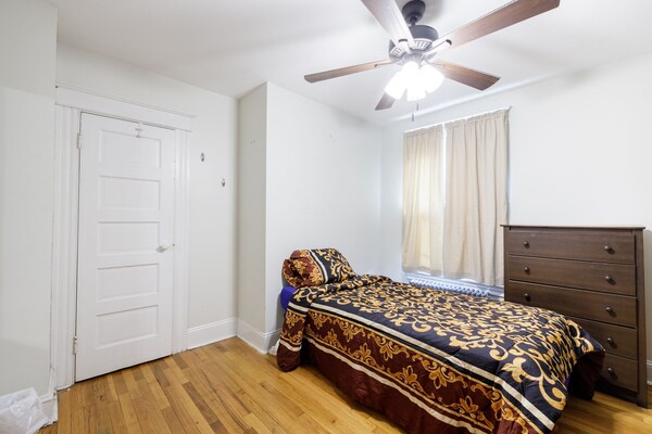 53 Geary Ave - Bristol, CT