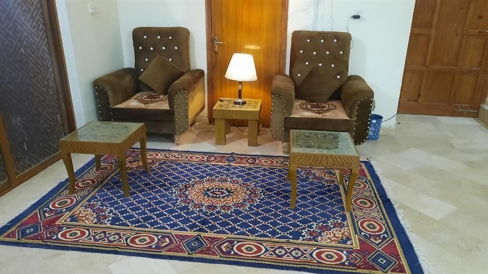 Heaven Hut 2 - Islamabad