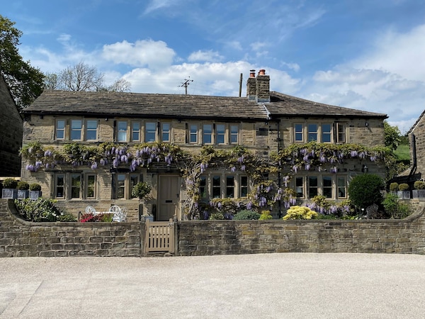 Woodlea Cottage - Huddersfield