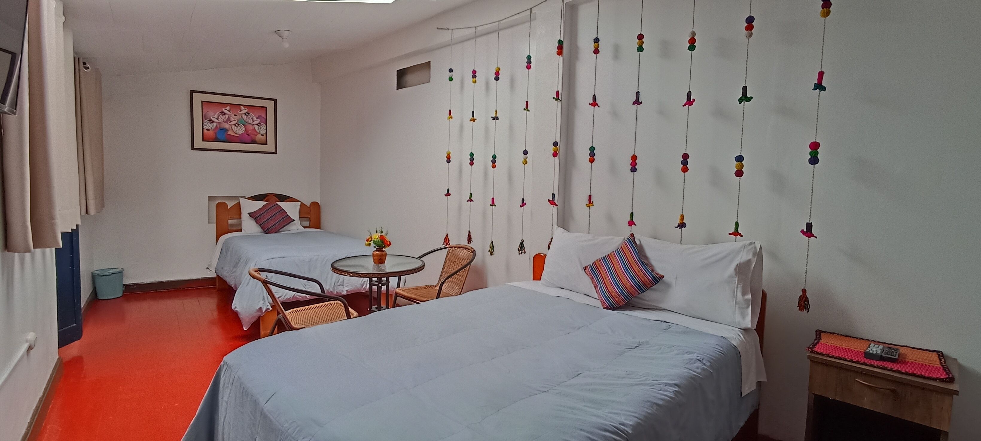 Yaku | Camas desdobráveis, Wi-fi grátis, roupa de cama fornecida 