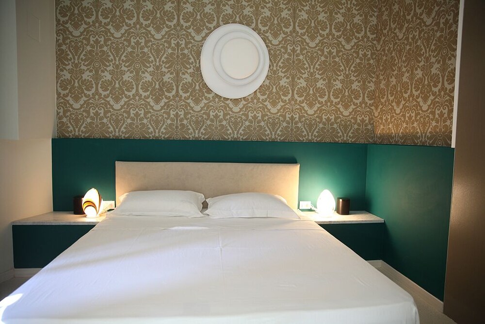 Romantic Emerald studio with Jacuzzi - Verona | Vrbo