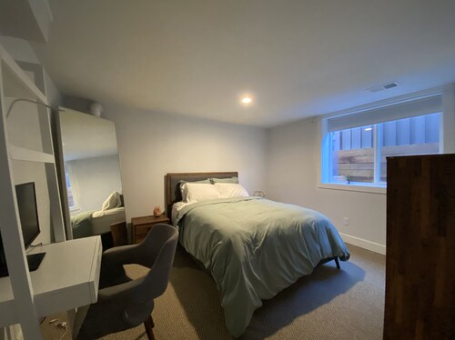 Fully Private 2 Bed 1 Bath Apartment - Englewood, CO