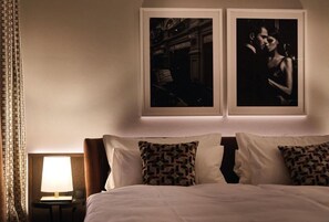 Cofres nos quartos, cortinas blackout, quartos à prova de som