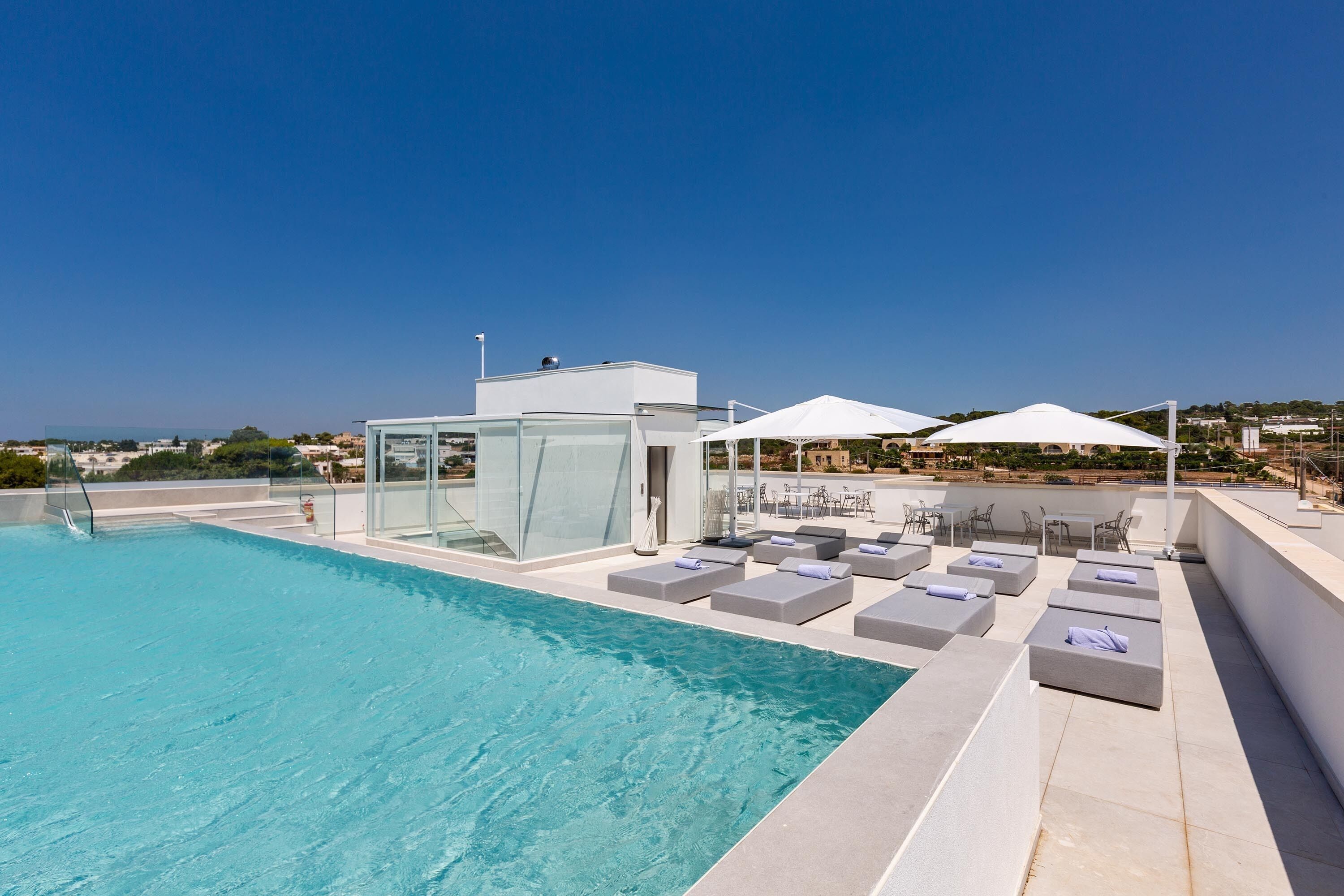 Piscina exterior sazonal 