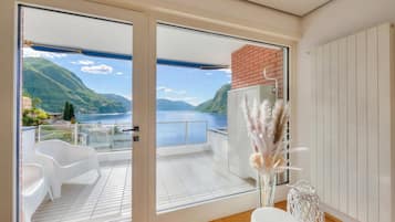 Apartamento Familiar, vários quartos, 2 casas de banho (Honeymoon with Stunning View) | Interior