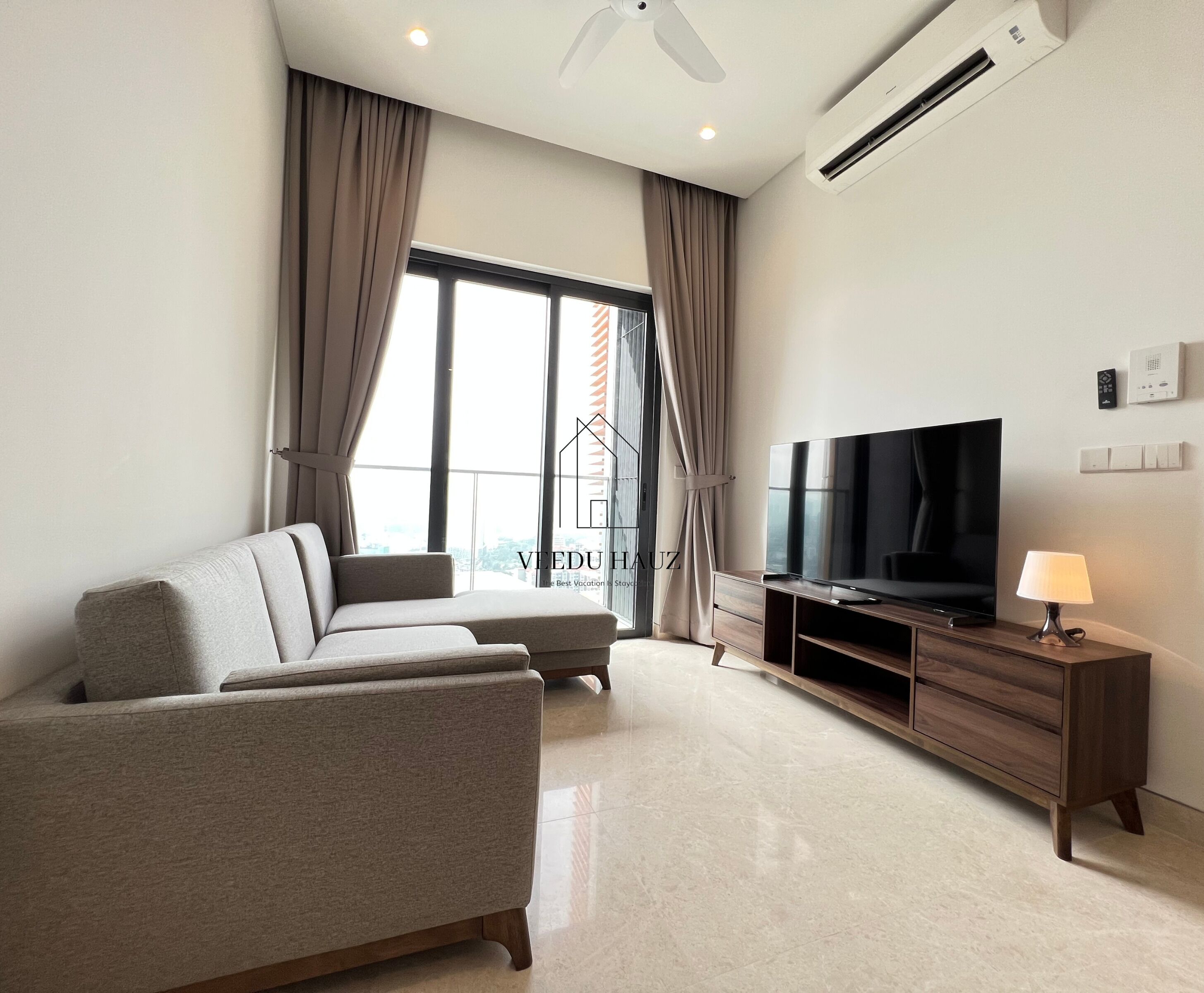 Apartamento Elite | Sala de estar | Televisor de 55 polegadas com canais por cabo, Netflix 