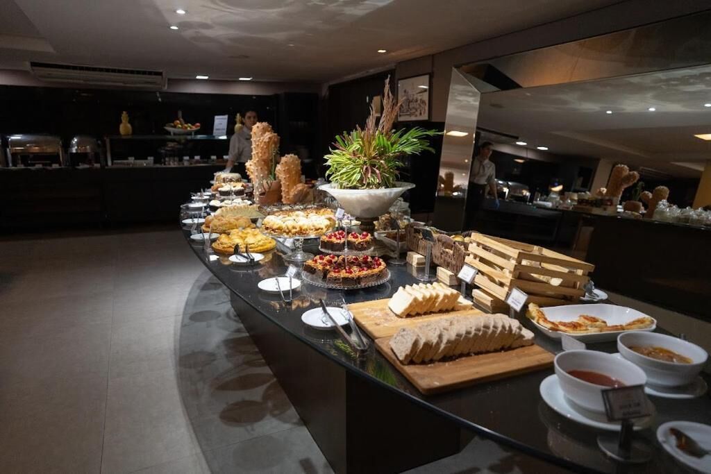 Buffet de pequeno-almoço