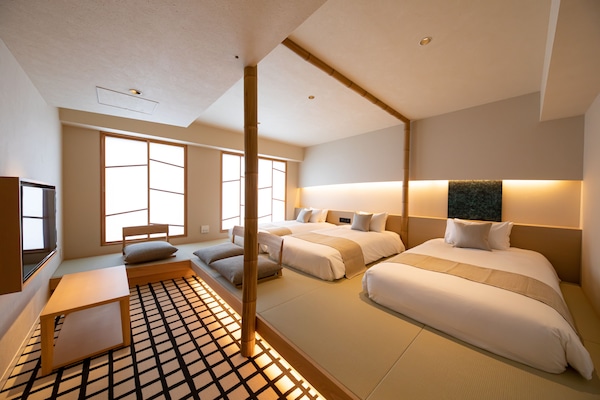 Quarto Triplo, não fumadores (Japanese,Up to 3 pax above 6 yrs old) | Edredões de penas, berços/camas para crianças, Wi-fi grátis