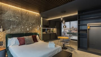 Estúdio Deluxe | Roupa de alta qualidade, camas de colchão Select Comfort