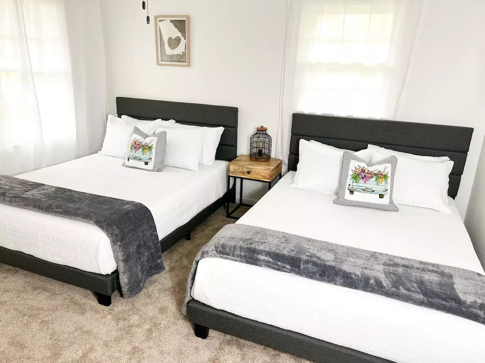 Cozy Suite w/*King Size Bed *6 Min-UGA/Dwtn + Full Sports Park - Athens ...