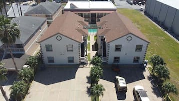 Apartamento em Condomínio Fechado, 2 quartos | Exterior