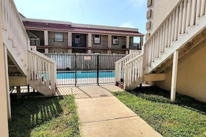 Apartamento em Condomínio Fechado, 2 quartos | Exterior