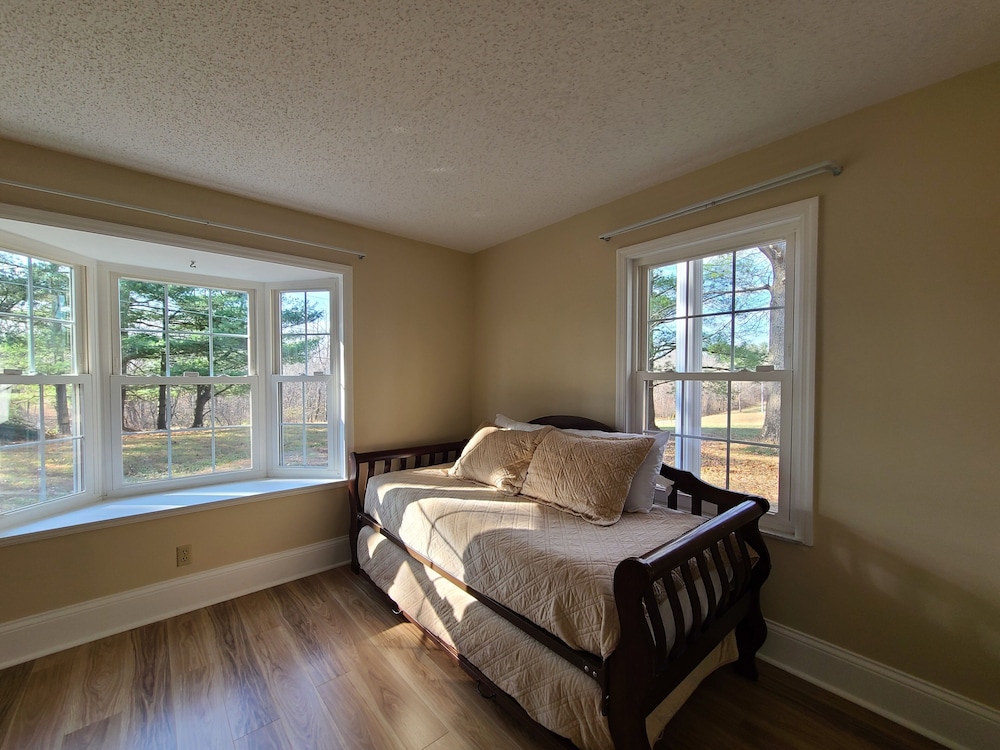 Spacious And Private Home. Located 2 Miles From The Creation Museum. Sleeps 14. - Hidden Valley, IN