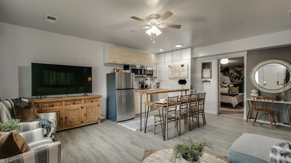 Designer Condo In Hip Zen Yard! Midtown Phoenix! - Phoenix, AZ