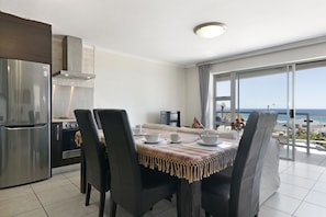 Apartamento (2 Bedrooms) | Sala de estar