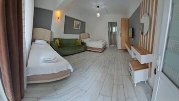 Quarto Standard | Roupa de alta qualidade, secretária, Wi-fi grátis