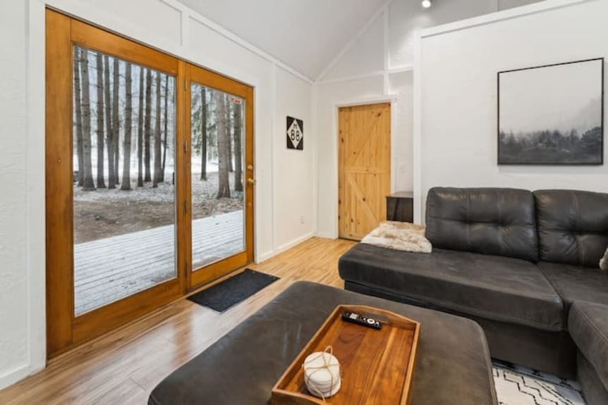 Beautiful Chalet At Schuss Mtn. - Golf, Wine, Torch Lake, Lake Bellaire, Shorts - Michigan