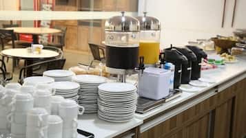 Pequeno-almoço tipo buffet diário incluído