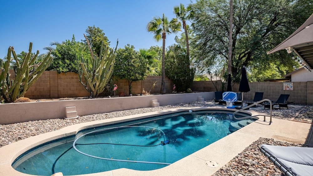 North Phoenix 4 Bdrm Vacation Home W/pool & Games! - Phoenix, AZ