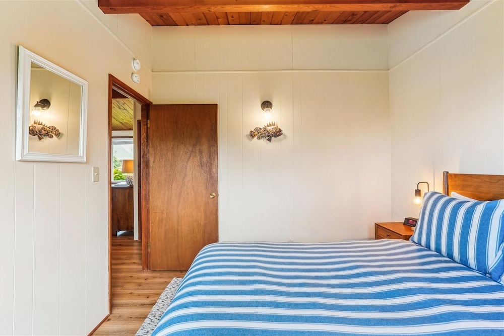 Little Caper - Newly Renovated! - Beachcomber Vacation Homes - Cannon Beach, OR