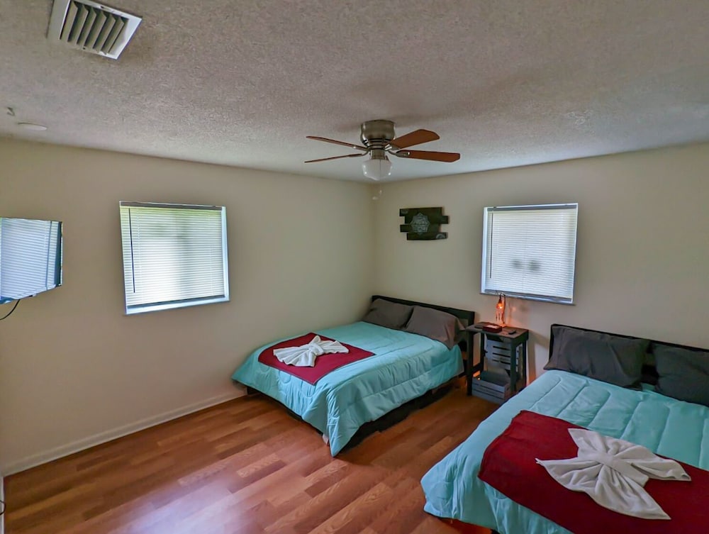 Relax At Our Vero Beach House - Vero Beach, FL