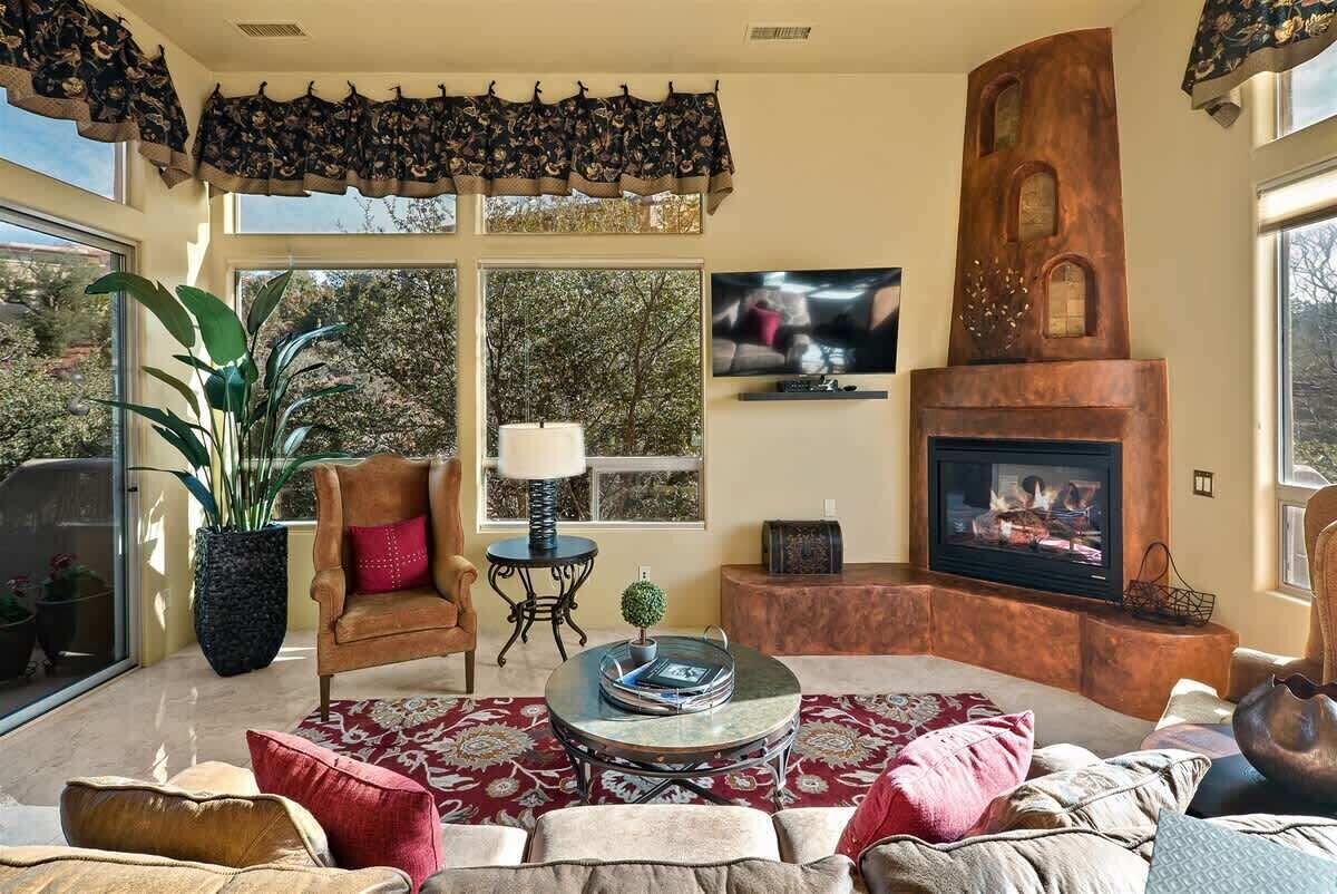 Inspired Tuscan Sedona Retreat, Thunder Mtn View! - Sedona, AZ