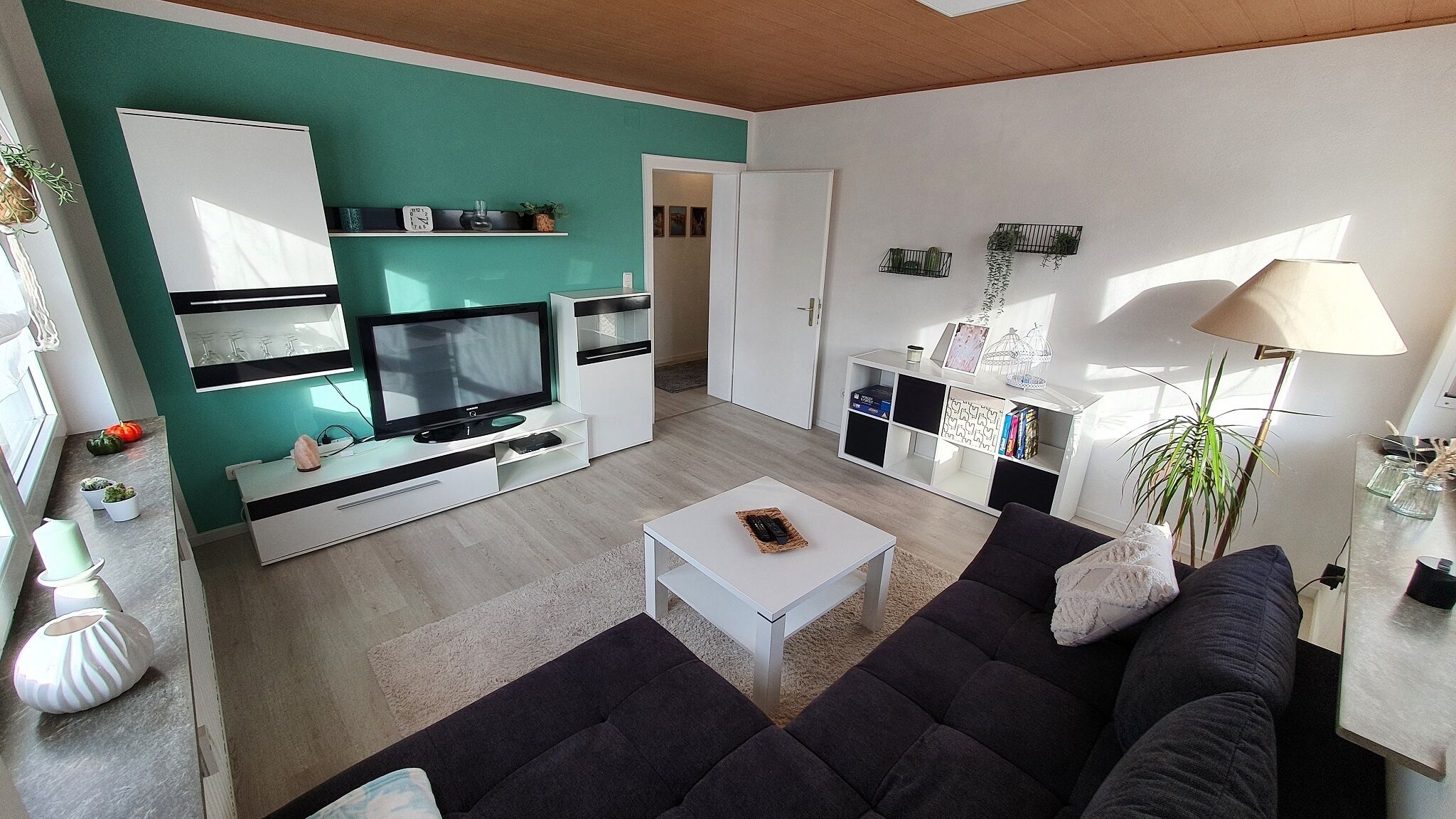 Gemütliche Ferienwohnung (85qm) Mit Großem Balkon Und Parkplatz - Karlstadt