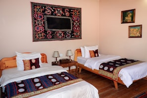 Quarto Twin Standard | Cortinas/cortinados opacos, Wi-fi grátis 